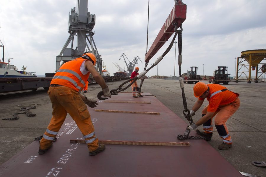 Conventional Cargo Handling - ThPA S.A.